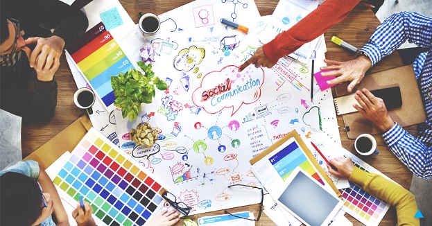 رسانه برنامه در مددکاری اجتماعی گروهی چیست؟